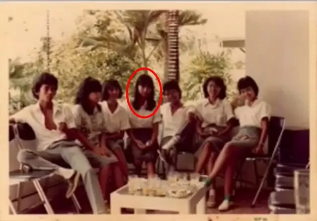 7 Potret lawas Ayu Azhari saat SMA, bukti cantiknya sedari dulu 7 Potret lawas Ayu Azhari saat SMA, bukti cantiknya sedari dulu