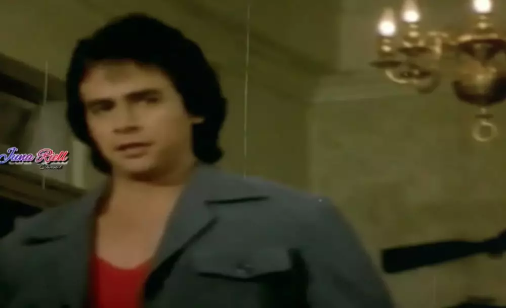 Nostalgia Barry Prima main film laga era 80-an, ini 11 potretnya