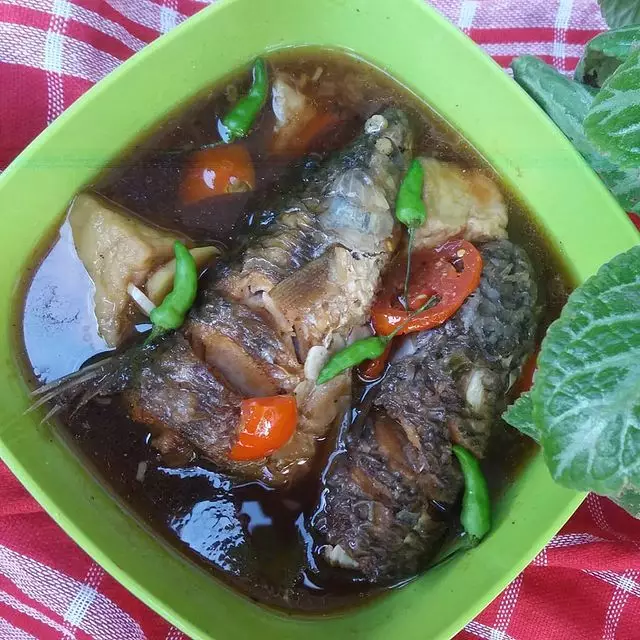 11 Resep semur ikan, bumbunya meresap bikin rasa semakin istimewa