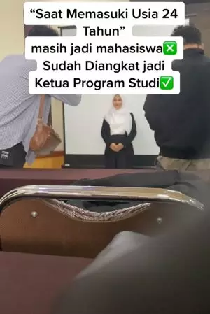 Wanita ini jadi Kaprodi di usia 24 tahun, restu ibu tak pernah surut