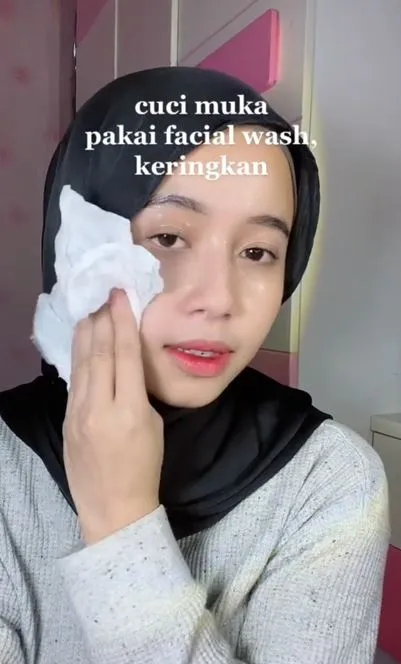 Urutan eksfoliasi bagi pemula ini cocok untuk segala jenis kulit, wajah ...