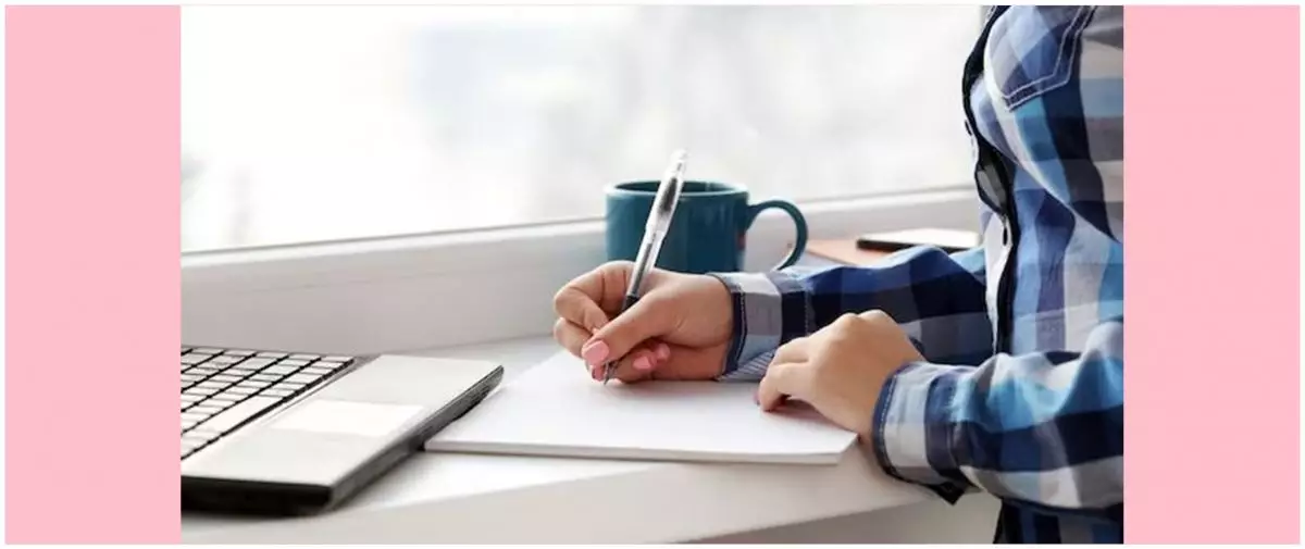 9 Contoh essay bahasa Indonesia, lengkap dengan panduan, tips, dan cara ...