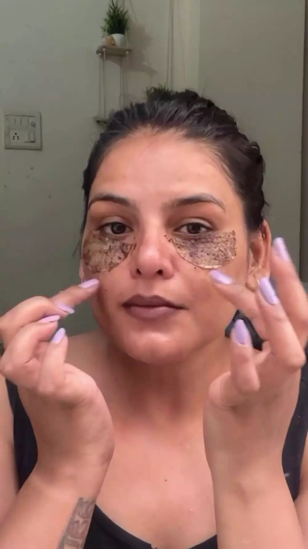 Without using eye cream, this woman shares how to treat panda eyes ...