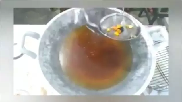 Don't rush to throw it away, here's how to remove the rancid smell from ...