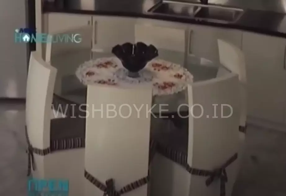 Didesain melengkung karena rumahnya bentuk keong, intip 9 potret dapur dr. Boyke, nyambung mini bar