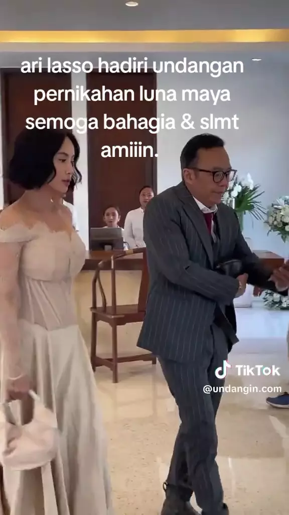 Ari Lasso gandeng Dearly Joshua di pernikahan Luna Maya dan Maxime Bouttier, ini 9 potretnya