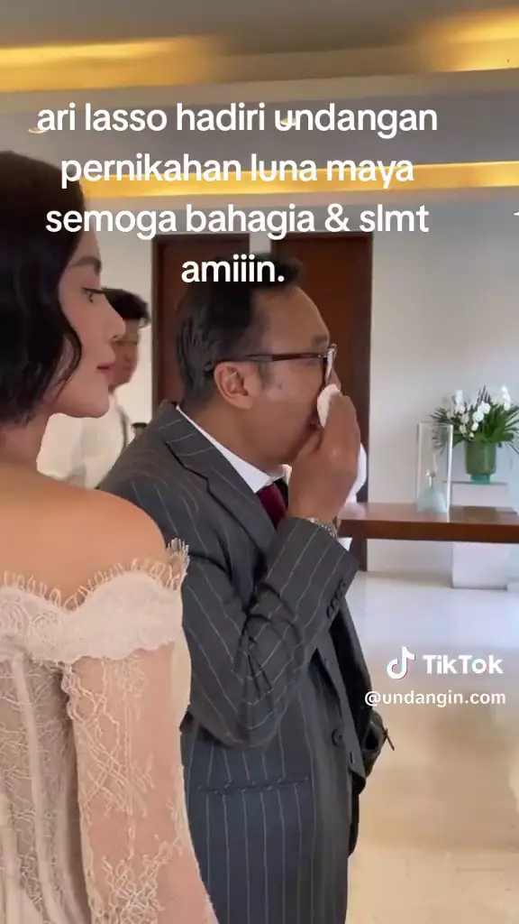 Ari Lasso gandeng Dearly Joshua di pernikahan Luna Maya dan Maxime Bouttier, ini 9 potretnya