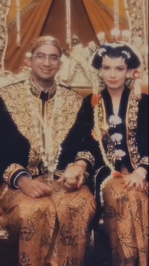 28 Tahun bersama hingga maut memisahkan, ini 9 potret kenangan pernikahan Najwa Shihab dan Ibrahim