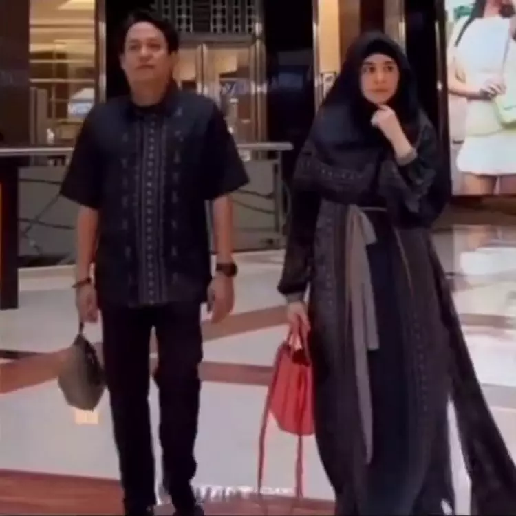 Diduga sudah nikah untuk ke-4 kalinya, 9 potret Risty Tagor bareng suami baru ini jadi sorotan